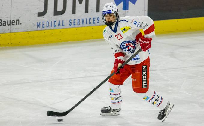 SC Rapperswil Jona Lakers defenseman 23 Robin Bisig is out with the ...