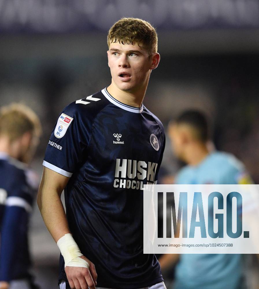 Millwall v Burnley Sky Bet Championship Charlie Creswell of Millwall ...