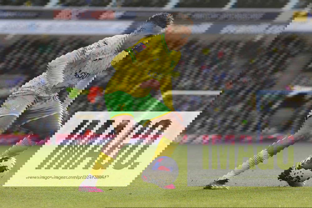 Norwich City v Cardiff City Sky Bet Championship Max Aarons of Norwich ...