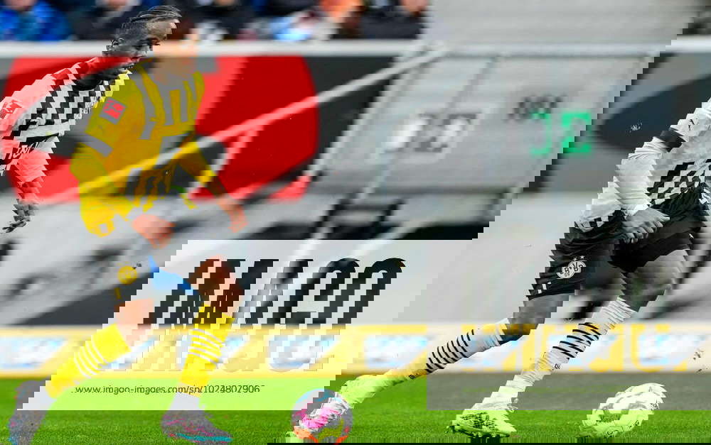 Jamie Bynoe Gittens BVB, 43 , on the ball, crop, full body, single ...