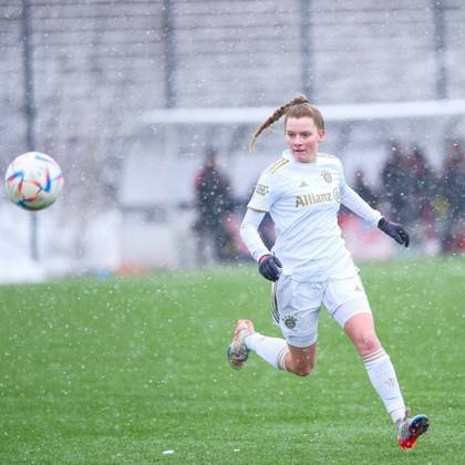 Sarah Ernst 13 FC Bayern München II , FC Bayern München II v FC ...