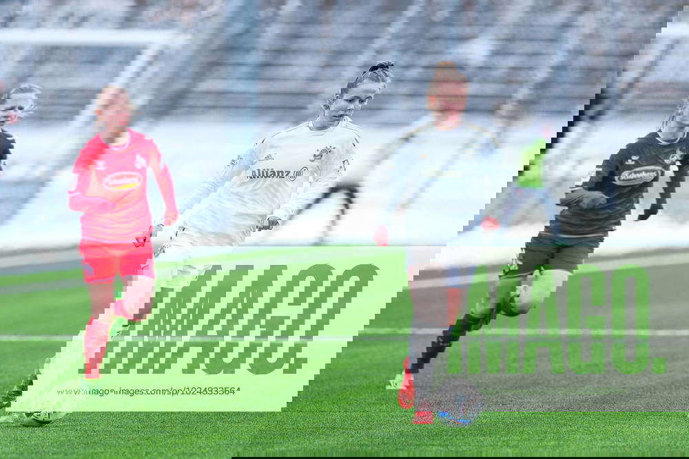 Laura Gloning 17 FC Bayern München II , FC Bayern München II v 1 FC ...