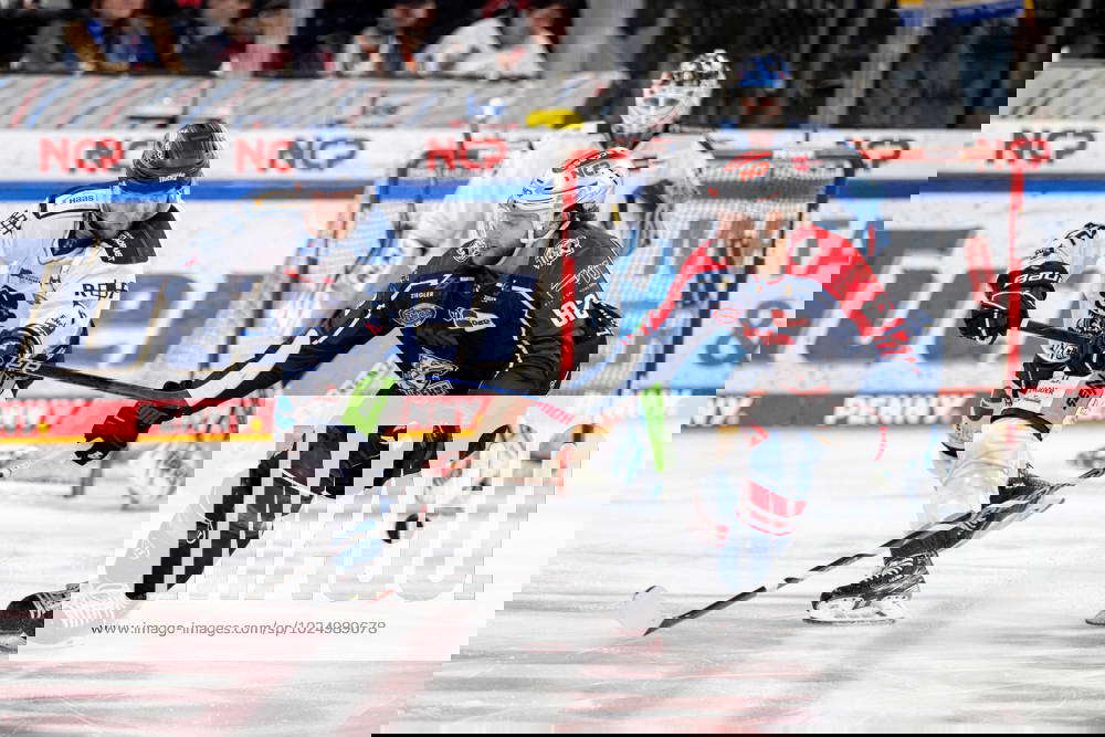 Mike Connolly 22, Straubing Tigers Hayden Shaw 82, Nuremberg Ice Tigers ...