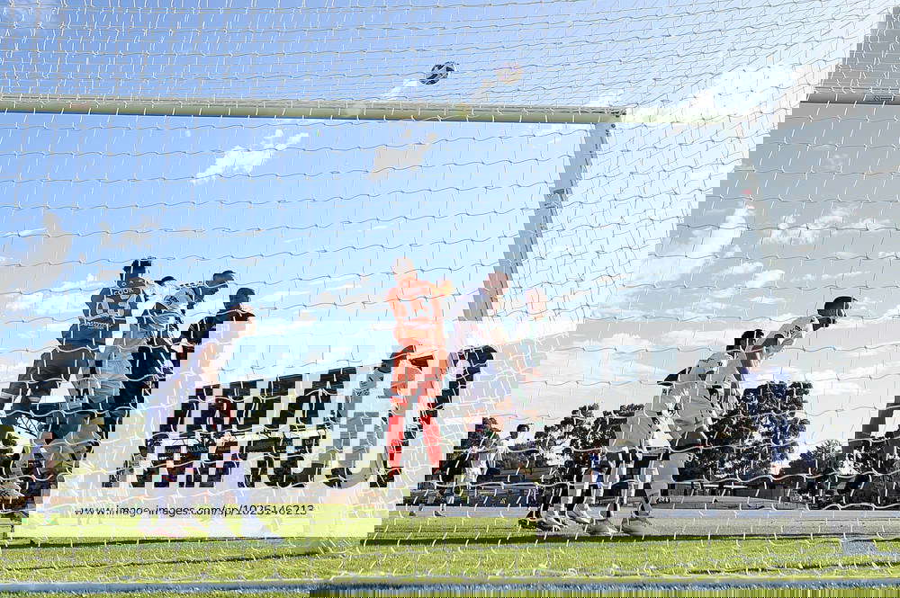 ALEAGUE WESTERN UNITED GLORY, Cameron Cook of Perth Glory attempts to ...