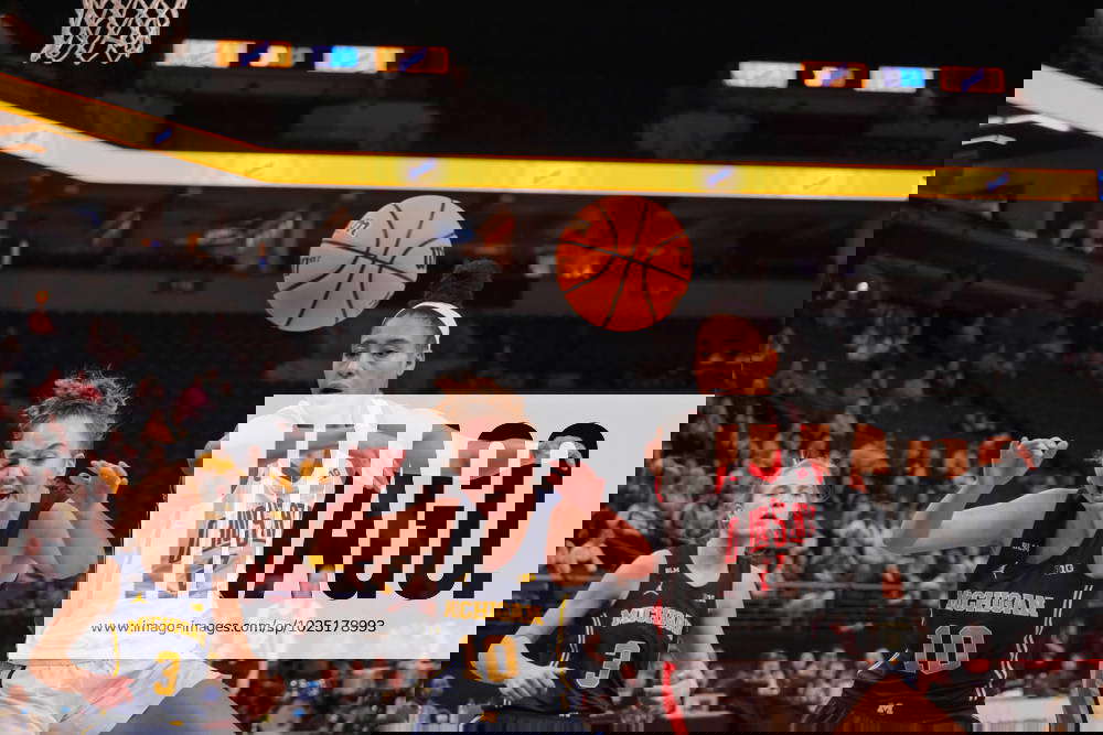 March 3, 2023, Minneapolis, Minnesota, USA: Ohio State Buckeyes forward ...