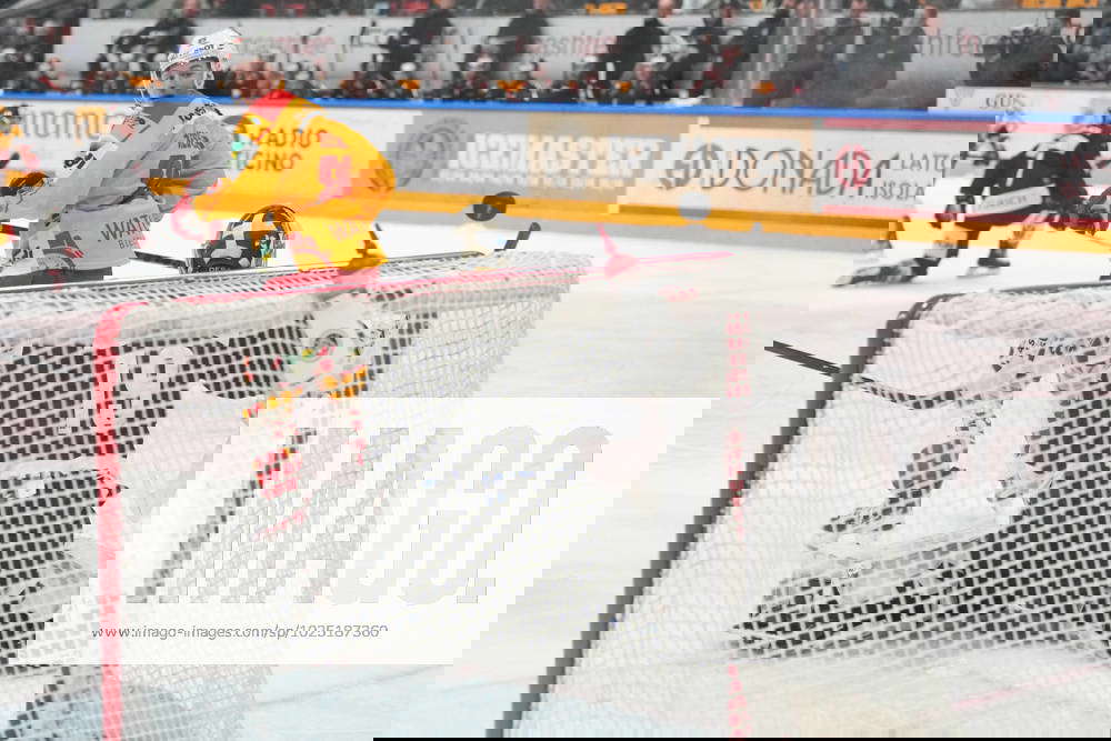 04 03 2023, Porza, Corner Arena, NL HC Lugano EHC Biel Bienne, 89 Tino ...