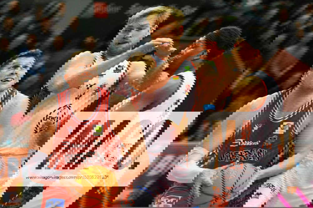 Karlo Miksic, Melvin Jostmann 2 Bundesliga Pro A, 25 Spieltag, 46ers ...