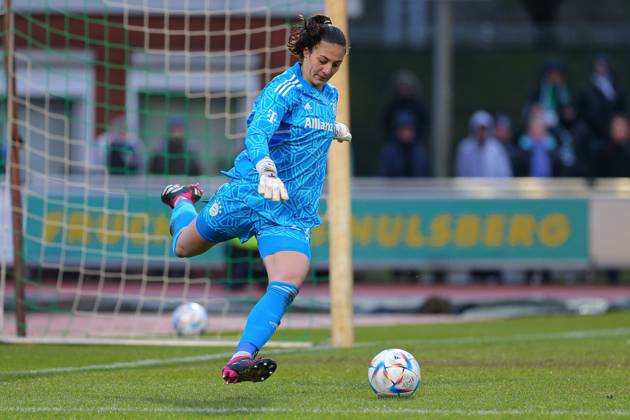 v li Maria Luisa Grohs Mala, goalkeeper, goalkeeper, FC Bayern Munich ...