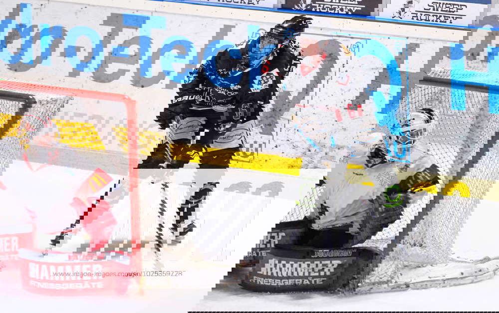 David Heckenberger 3 VfE Ulm Neu Ulm , Marco Sternheimer 6 EHC ...