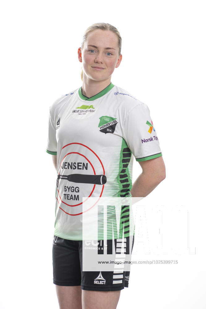 Player portrait Honefoss Ballklubb A team women Honefoss 20230307 Portrait of Honefoss BK player