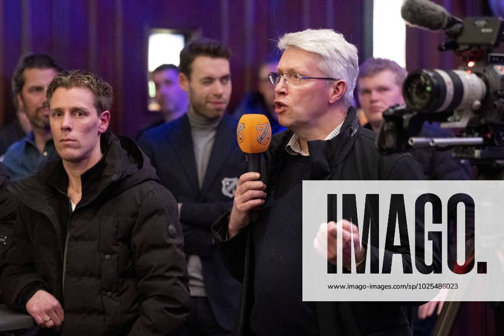 VOLENDAM - Chairman of RVC Jaap Veerman during the evening a delegation ...