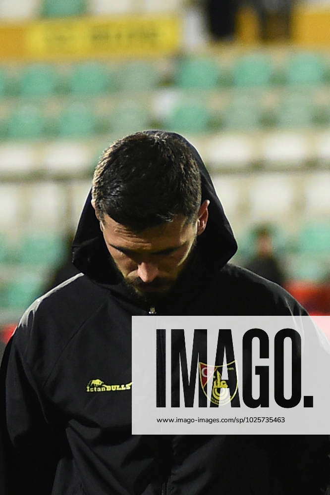 Valon Ethemi of Istanbulspor AS during the Turkish Super League match ...