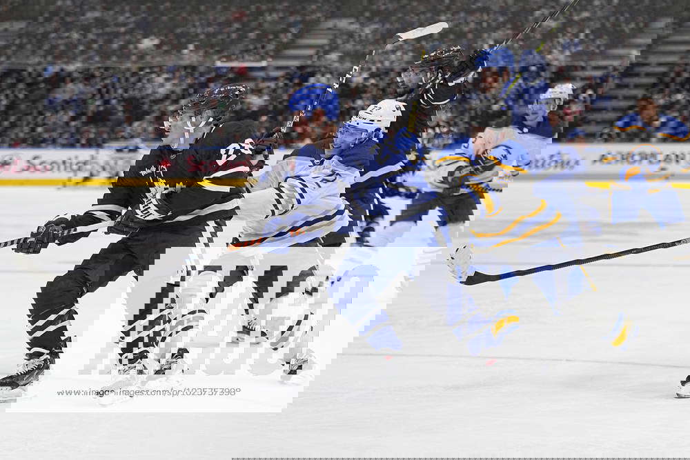 NHL, Eishockey Herren, USA Buffalo Sabres at Toronto Maple Leafs Mar 13 ...