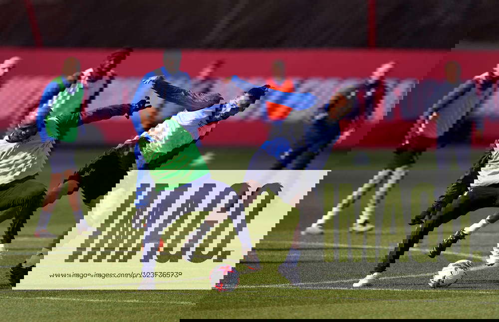 Nottingham Forest Training Session - The Nigel Doughty Academy ...