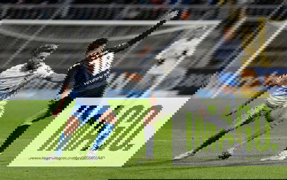 Yannick Deichmann TSV 1860 Muenchen, 20 vs Semih Sahin SV 07 Elversberg ...