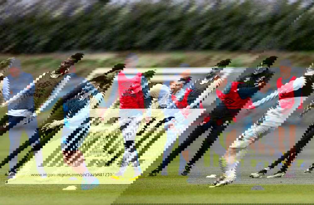 West Ham United Training and press conference, PK, Pressekonferenz ...