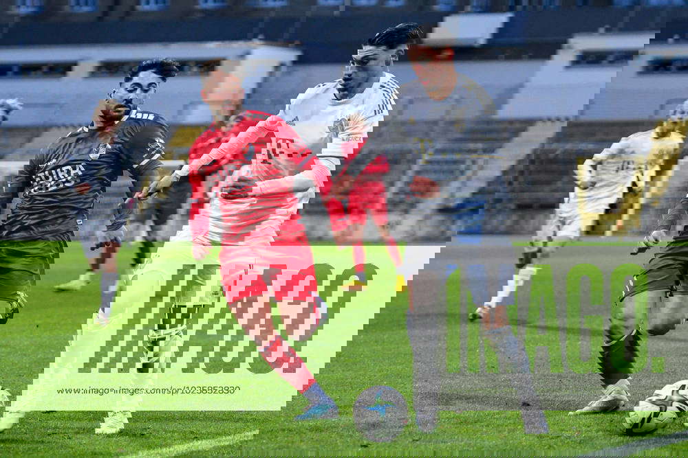 v li Mert Sahin Türkgücü Munich, 21 Yusuf Kabadayi Bayern Munich, FCB ...