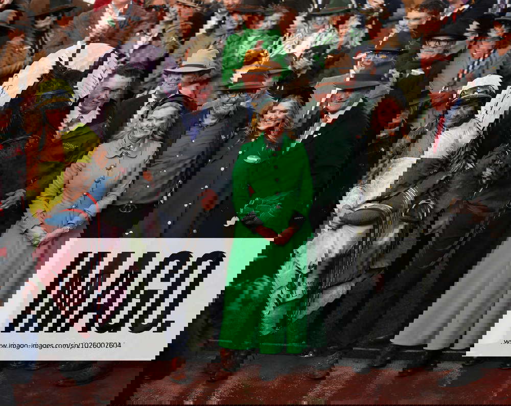 Owner Mrs Audrey Turley and connections celebrate as Galopin Des Champs ...