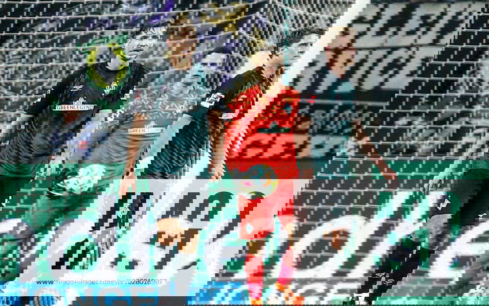 Niklas Stark Werder Bremen, 04 , Jens Stage Werder Bremen, 06 and ...