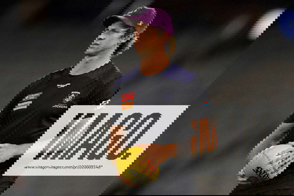 AFL SAINTS DOCKERS, Nathan Fyfe of the dockers warms up during the AFL ...