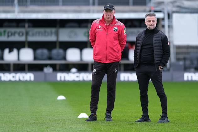 Gerhard Kleppinger SV Sandhausen, Co Trainer and Thomas Oral SV ...