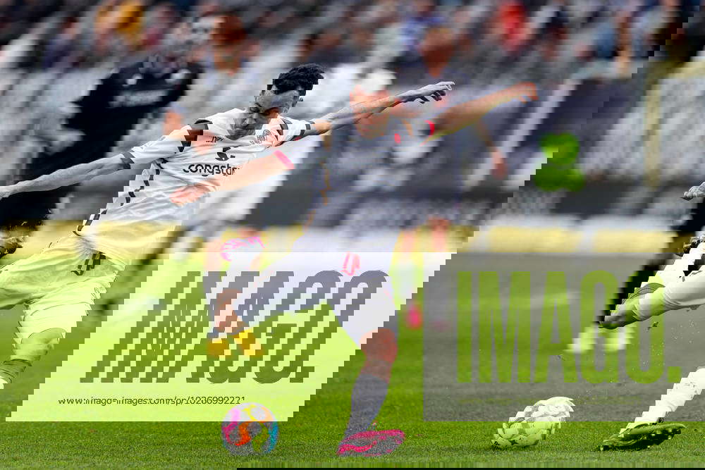 Goal scorer Manolis Saliakas STP, 2 scores the goal to 0 1, hit, goal ...