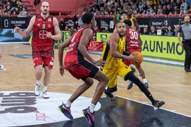 Delante Marcel Jones Tigers Tuebingen, 08 Jordan Terrence Jones WWU ...