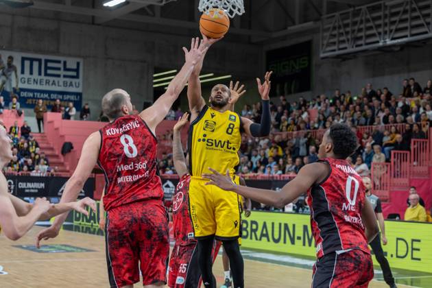 Delante Marcel Jones Tigers Tuebingen, 08 Jordan Terrence Jones WWU ...