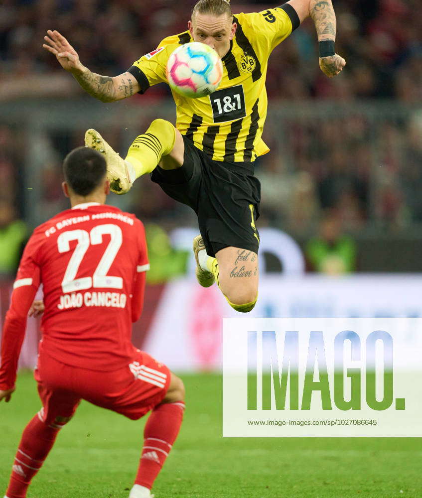Marius Wolf , BVB 17 in the match FC BAYERN MUENCHEN - BORUSSIA ...