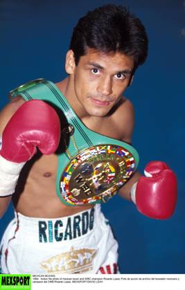 MEX BOX LOPEZ MEXICAN BOXING 1994: Action file photo of mexican boxer and WBC champion Ricardo
