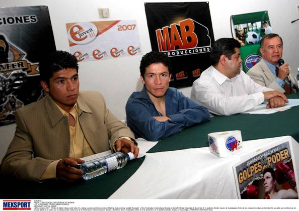 GDL BOX SOLIS BOX BOX press conference, PK, Pressekonferenz CONFERENCIA ...