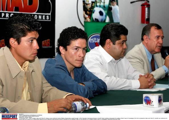 GDL BOX SOLIS BOX BOX press conference, PK, Pressekonferenz CONFERENCIA ...