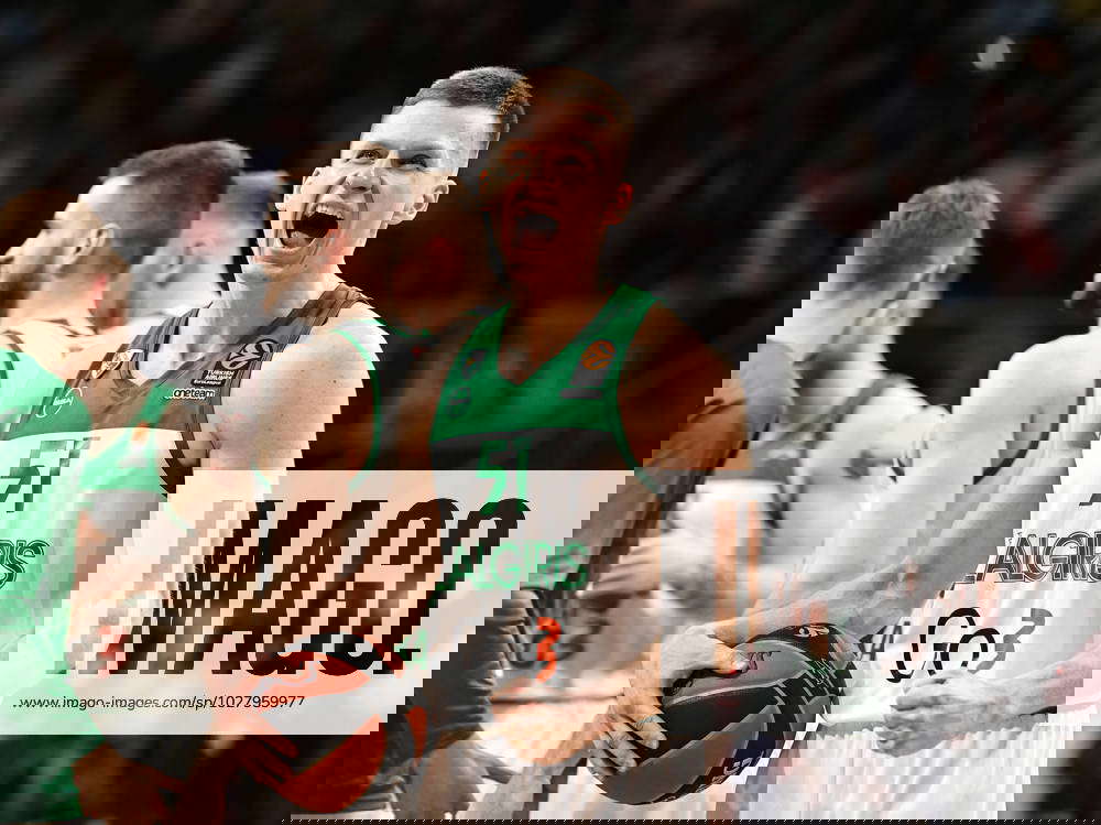 Arnas Butkevicius Zalgiris Kaunas, 51 cheers victory GER, FC Bayern ...