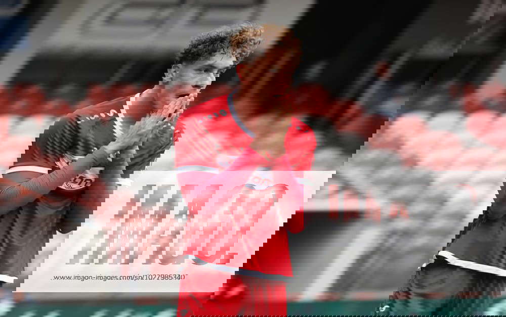 9 Tim Heike Energie Cottbus after a missed goal chance Football ...