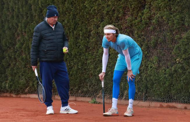 Alexander Zverev and father Ivan DEU at practice, pessimistic, Tennis ...