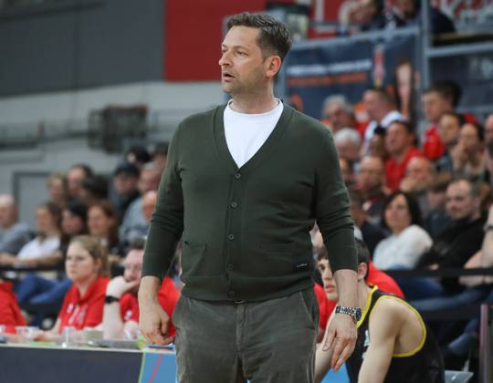 Kirchheims trainer Igor Perovic, Bayer Giants Leverkusen vs Kirchheim ...