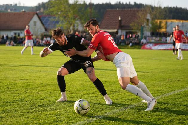 Duel between Moritz Kuhn TSG Balingen Football, 33 and Jonathan ...