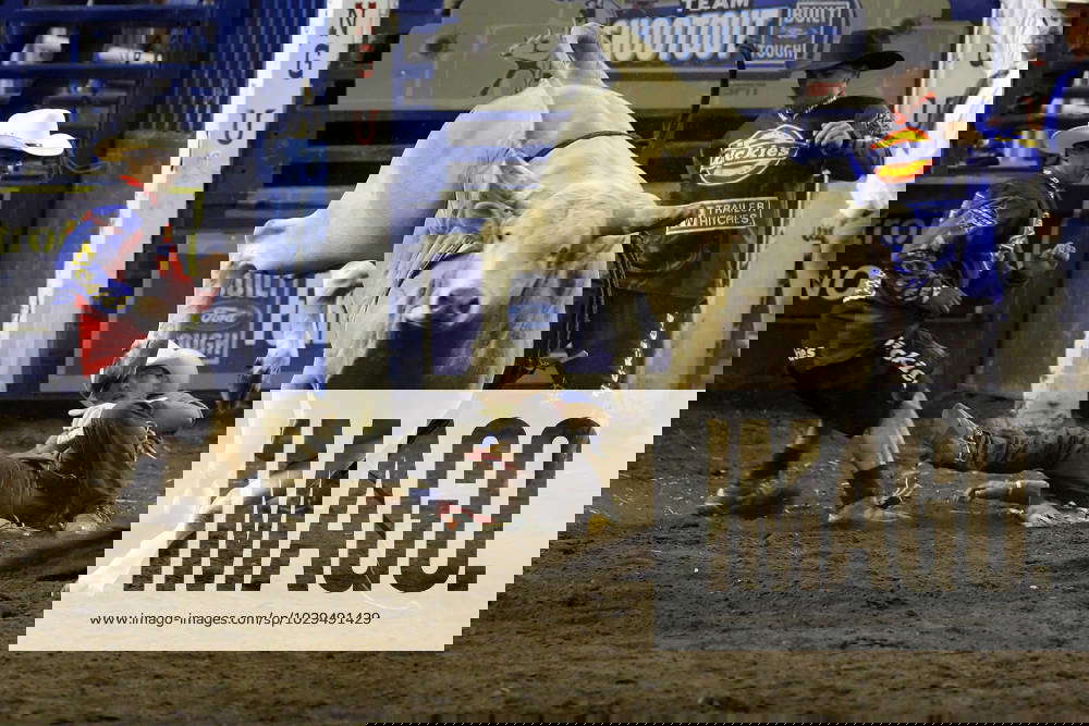 PBR: ESPN Team Shootout July 27, 2008; Del Mar, CA, USA: PBR bull rider ...