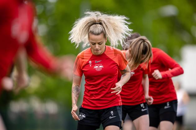 Leipzigs Jenny Hipp training RB Leipzig women on 19 April 2023 Red Bull ...