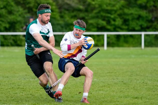 v li Seppe DE WIT Antwerp, 16, Aaron VEALE Werewolves, 14, duel, tackle ...