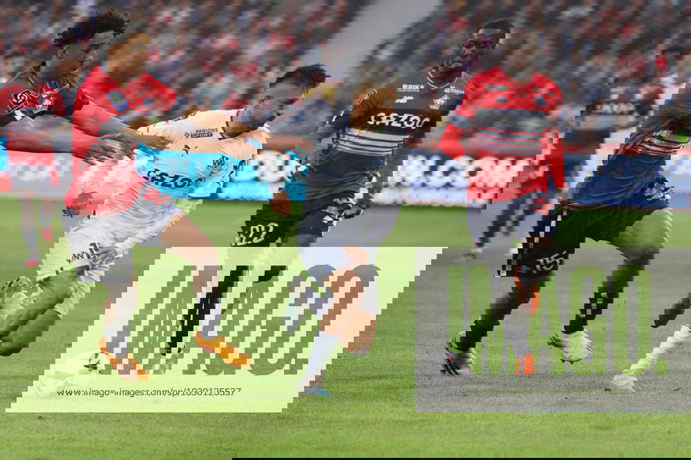 Cengiz Under (Marseille) lors du match LOSC vs Olympique de Marseille ...