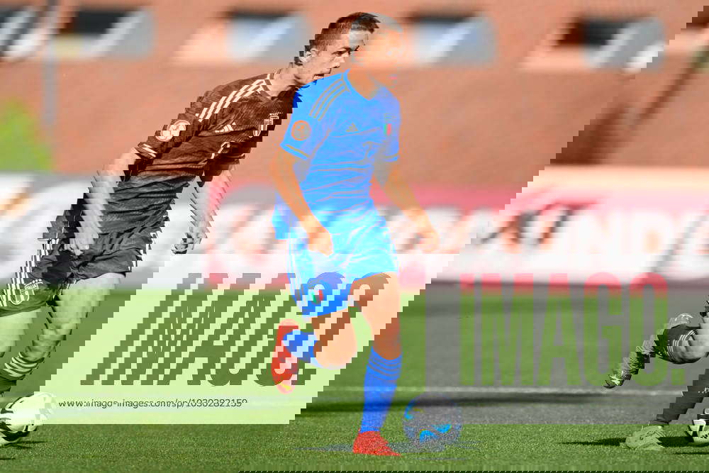 Italy U17, U 17 ¢& x80;& x99;s Vittorio Magni during the qualifying ...