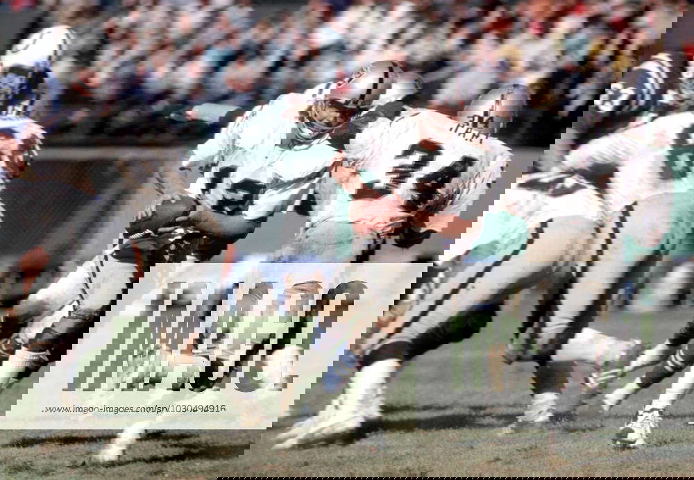 US PRESSWIRE Sports Archive Sep 28, 1975; Baltimore, MD, USA; FILE ...