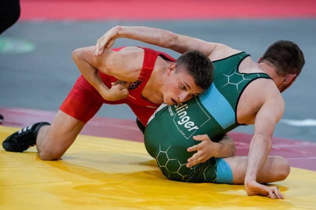 Leon Diogo Fernandes Zinser KSV Rimbach, class 57 kg, blue is the ...