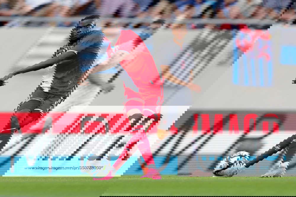 Christopher Martins Luxembourg 8 crop, single image, action, full body ...