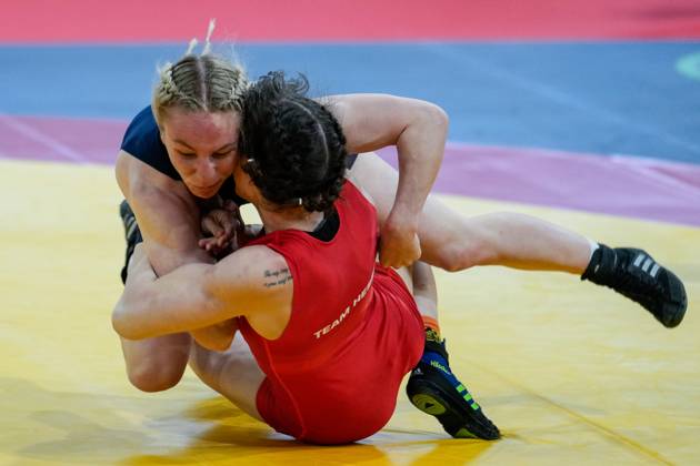 Emilie Haase KSC Hösbach, red in fight, fighting, fighting in final ...