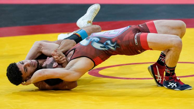 Daniel Layer SVG Nieder Liebersbach, red in the fight, fighting ...