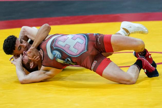 Daniel Layer SVG Nieder Liebersbach, red in the fight, fighting ...