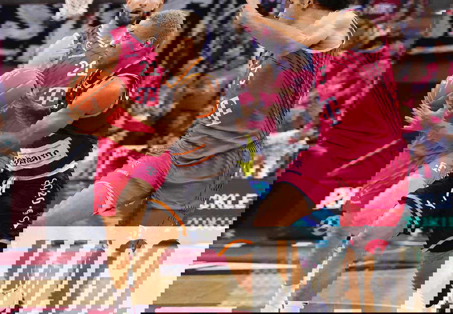 Yago Mateus dos Santos Ulm 2 , Telekom Baskets Bonn vs ratiopharm Ulm ...