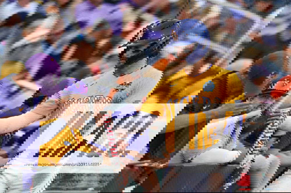 NCAA, College League, USA Baseball: College World Series-LSU vs ...